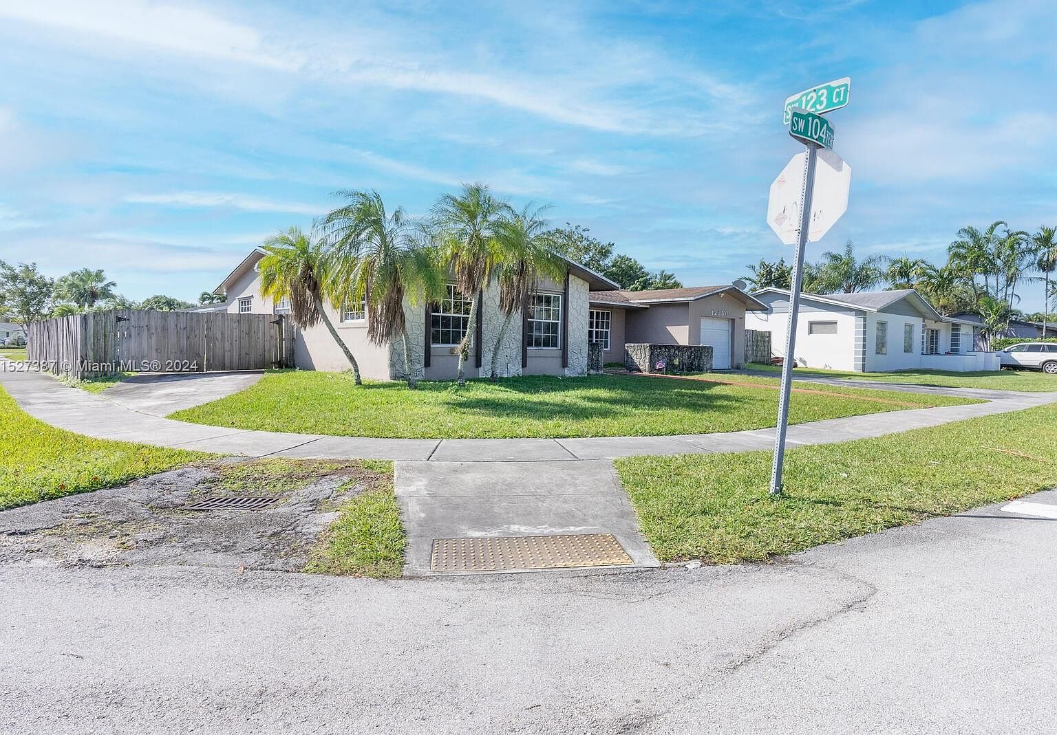 12350 SW 104th Ter, Miami, FL 33186 | Zillow