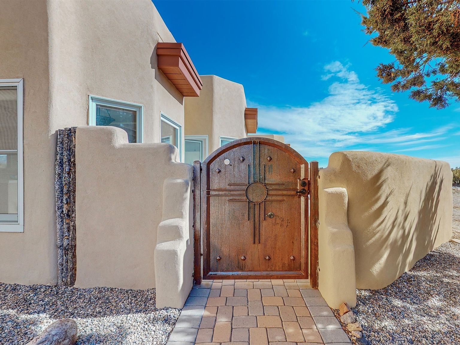 99 Encantado Loop, Santa Fe, NM 87508 | MLS #202400052 | Zillow