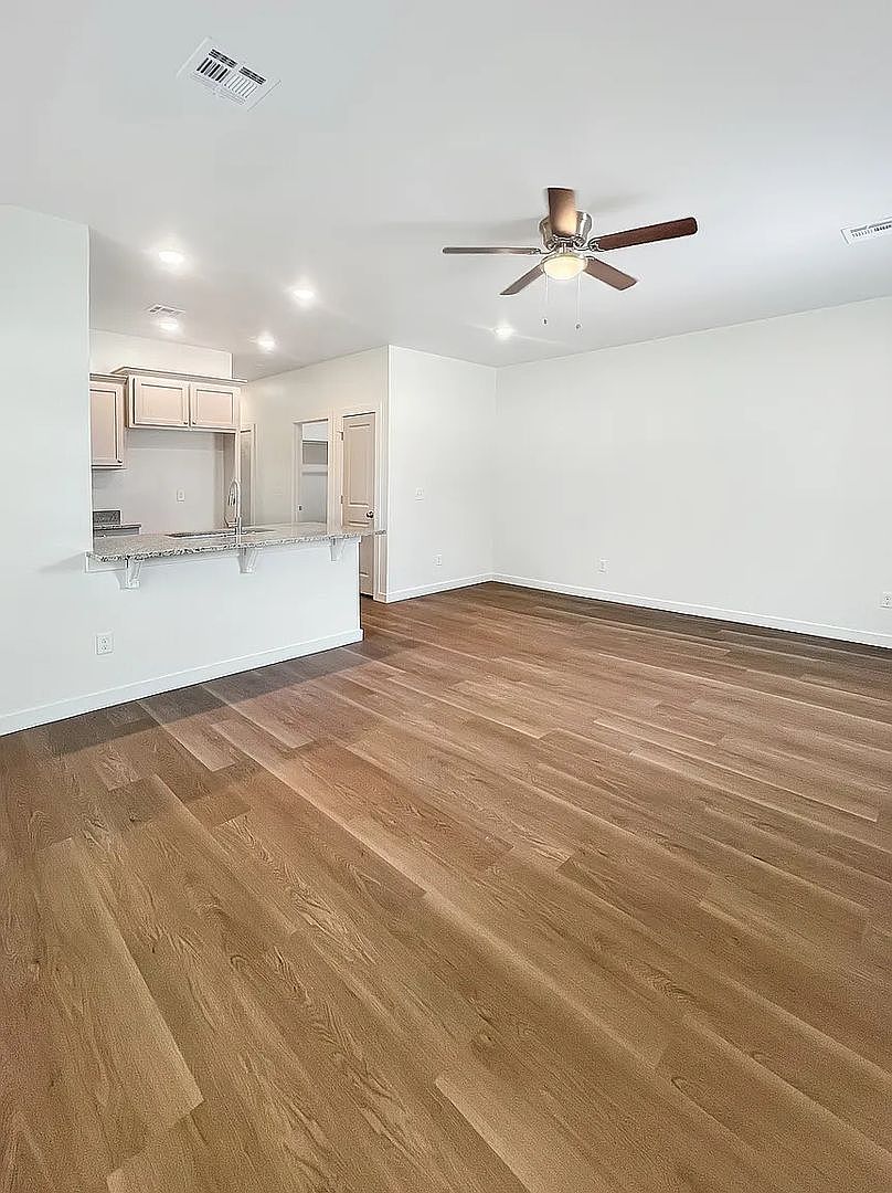 2106 Charles Whitlow Ave, Lawton, OK 73501 | Zillow