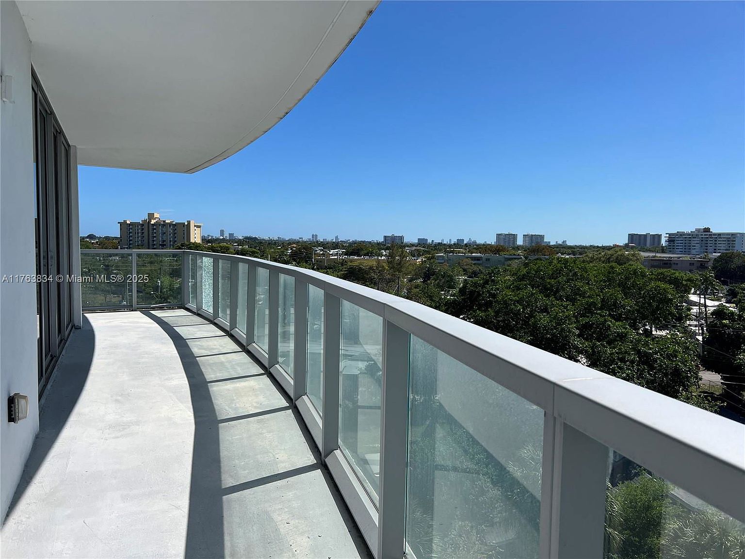 13800 Highland Dr, Miami, FL 33181 | Zillow
