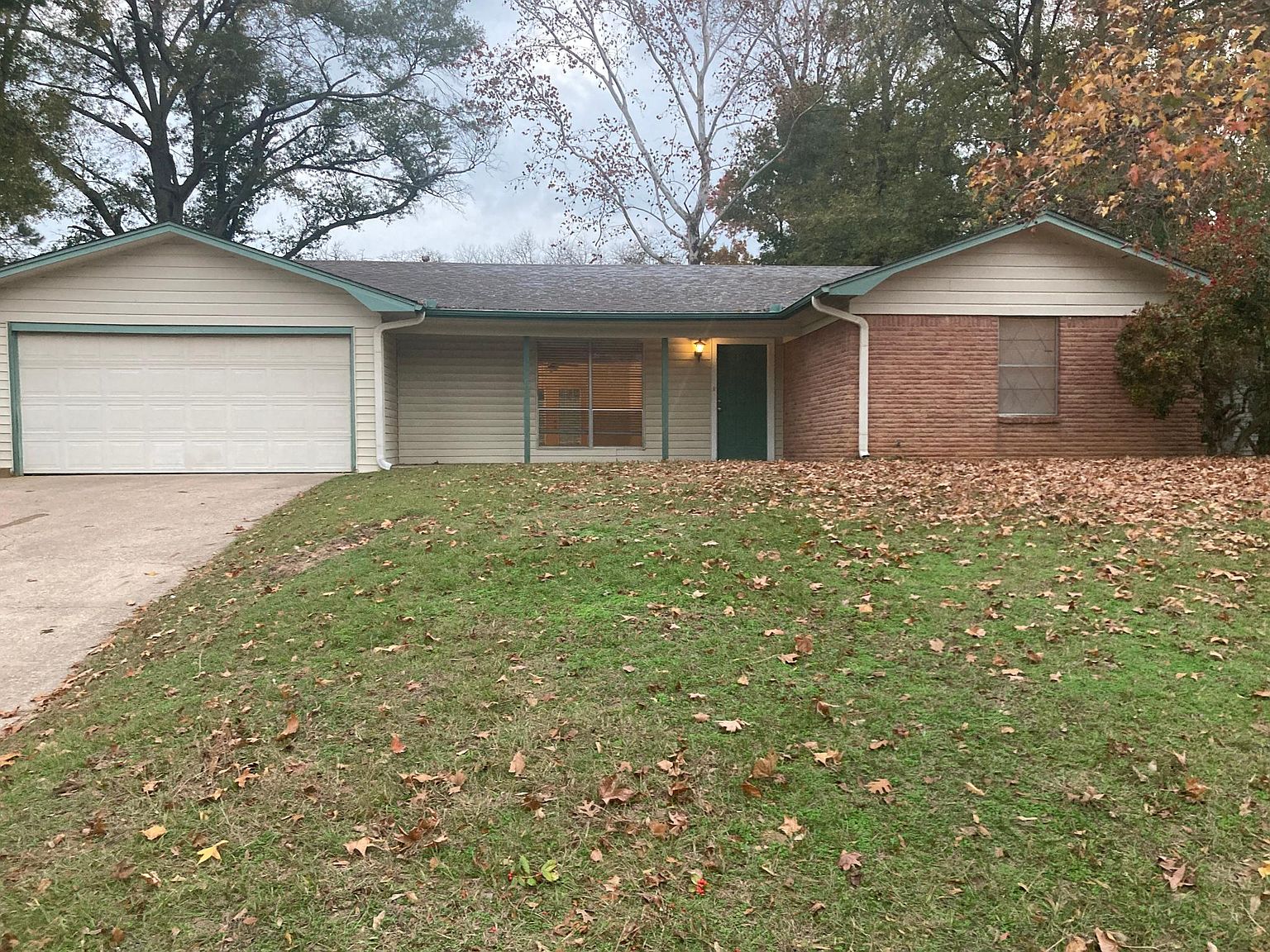 2908 McDonald Rd, Tyler, TX 75701 | Zillow