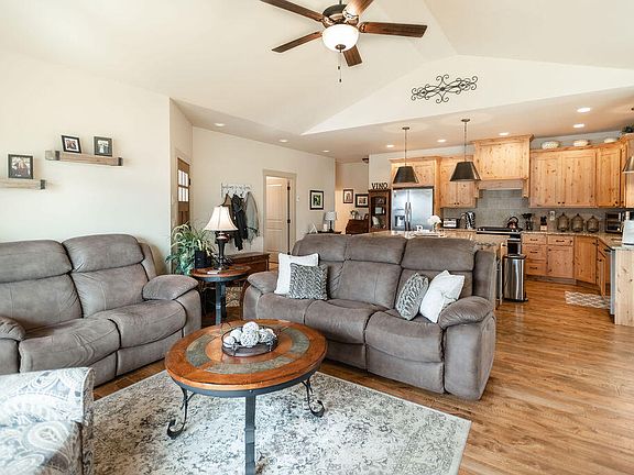 162 NW Saddle Ridge Loop, Prineville, OR 97754 | Zillow