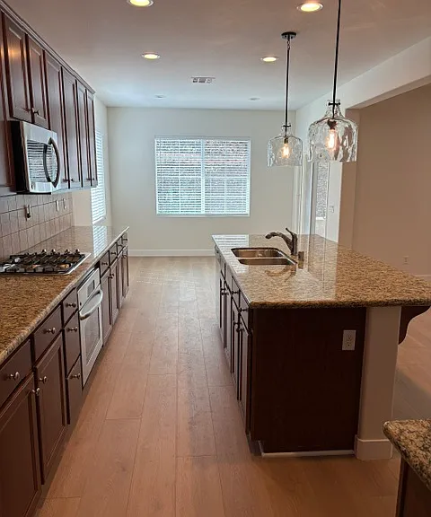 33919 Galleron St, Temecula, CA 92592 | HotPads