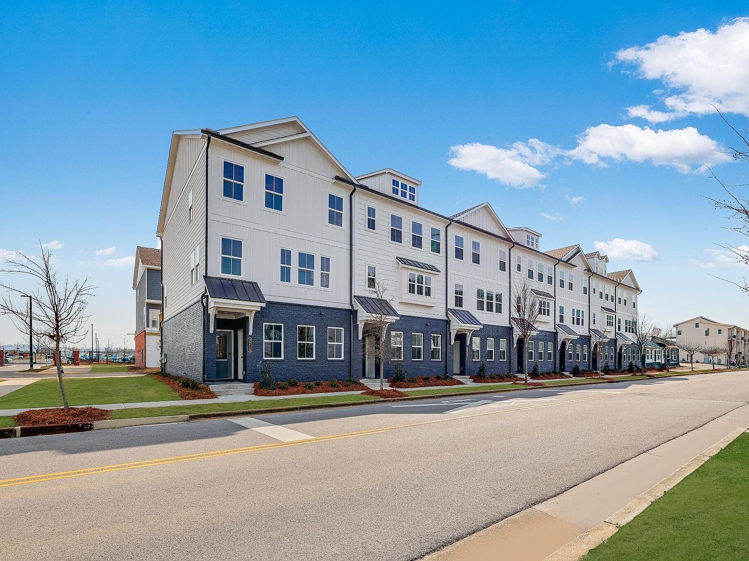 3227 Aberdeen Row, Chattanooga, TN 37407 | MLS #1529491 | Zillow