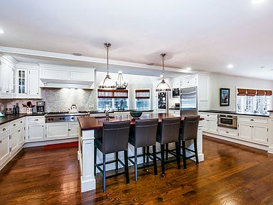 15 Old Farm Ln, Hartsdale, NY 10530 | Zillow