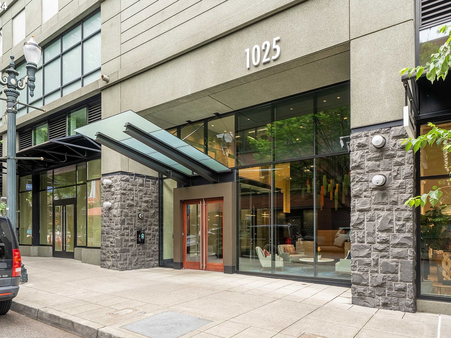 1025 NW Couch St UNIT 1013, Portland, OR 97209 | Zillow