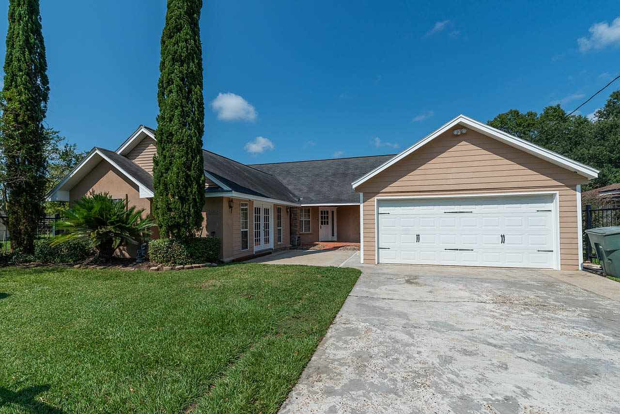9126 Gross St, Beaumont, TX 77707 | Zillow