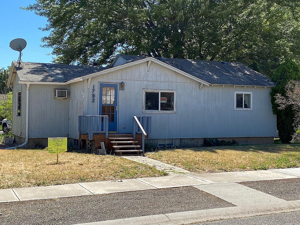 1792 Columbia St, Pomeroy, WA 99347 | Zillow