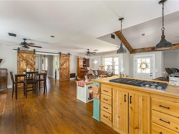 2889 Concord Dr, Decatur, GA 30033 | Zillow