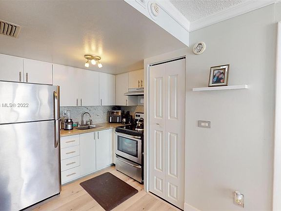 1250 Alton Rd APT 4C, Miami Beach, FL 33139 | Zillow