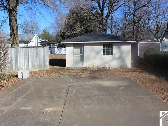 950 S 1st St, Mayfield, KY 42066 | Zillow