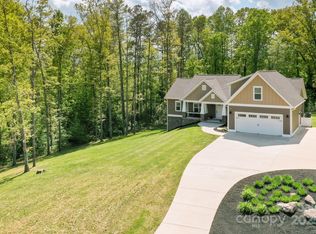 127 View Ridge Pkwy, Leicester, NC 28748 | MLS #4268688 | Zillow