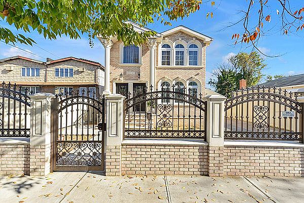 130-27 140th St FLOOR 2, Jamaica, NY 11436 | Zillow