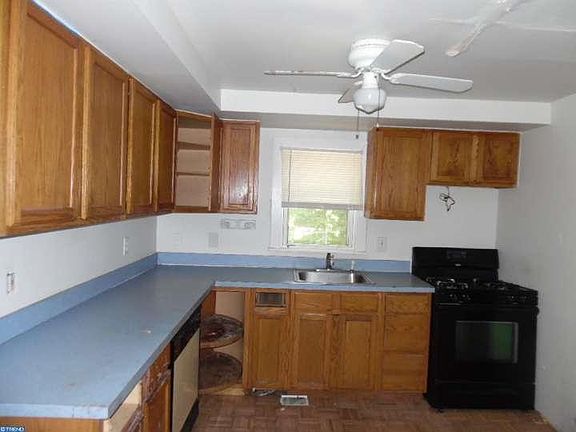 9 E Crystal Lake Ave, Haddon Township, NJ 08108 | Zillow