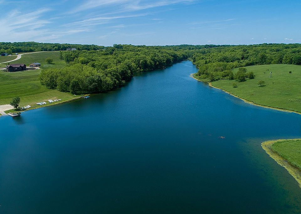 134 Wildwood Dr, Monmouth, IA 52309 | Zillow