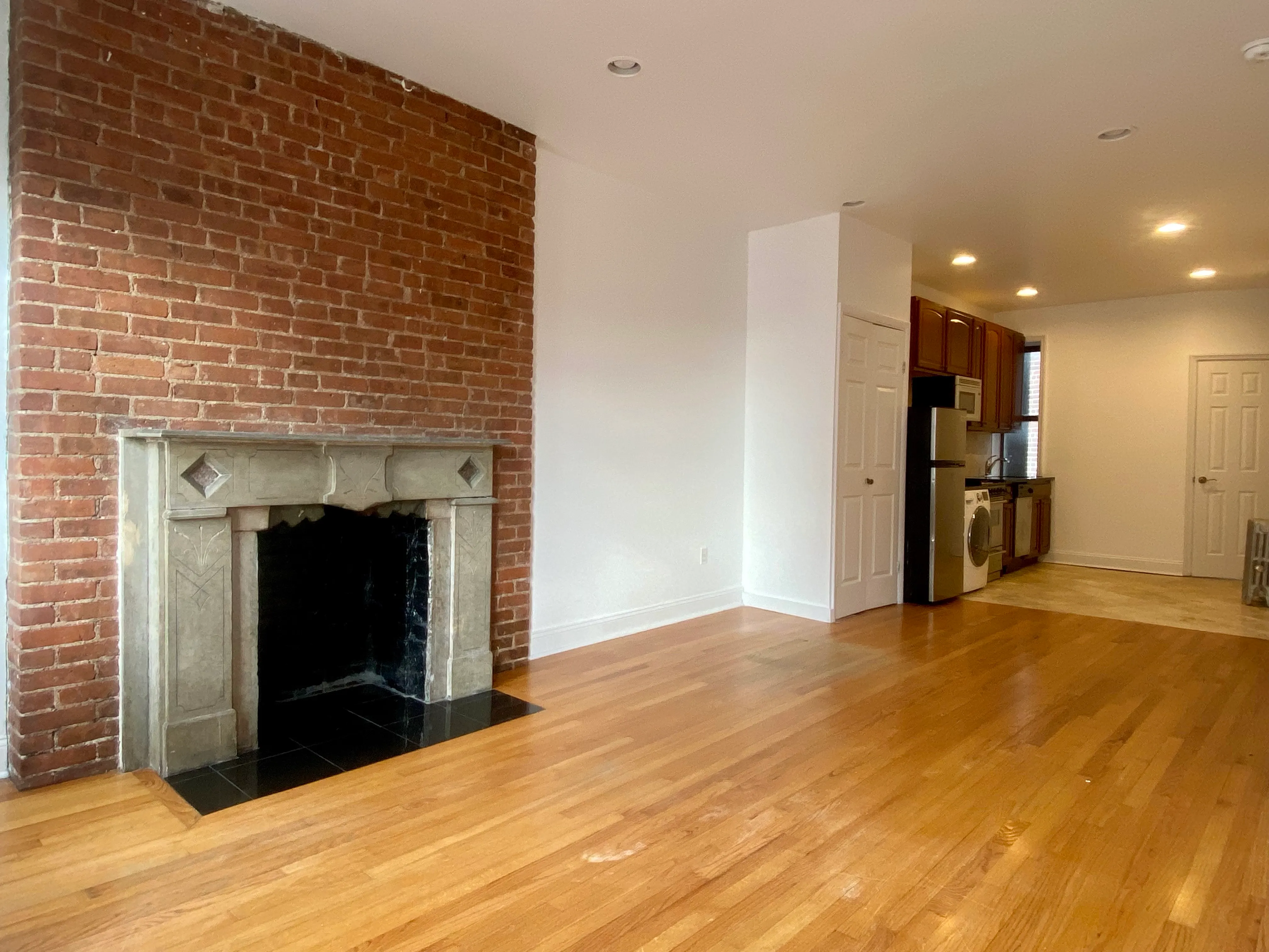 649 Washington Street #5R in West Village, Manhattan | StreetEasy
