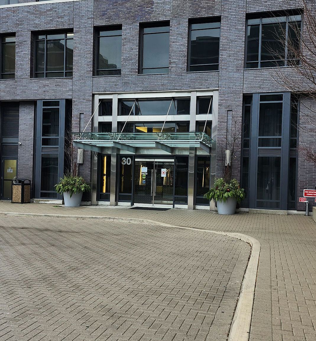 30 Gibbs Rd #3303, Toronto, ON M9B 0E4 | Zillow