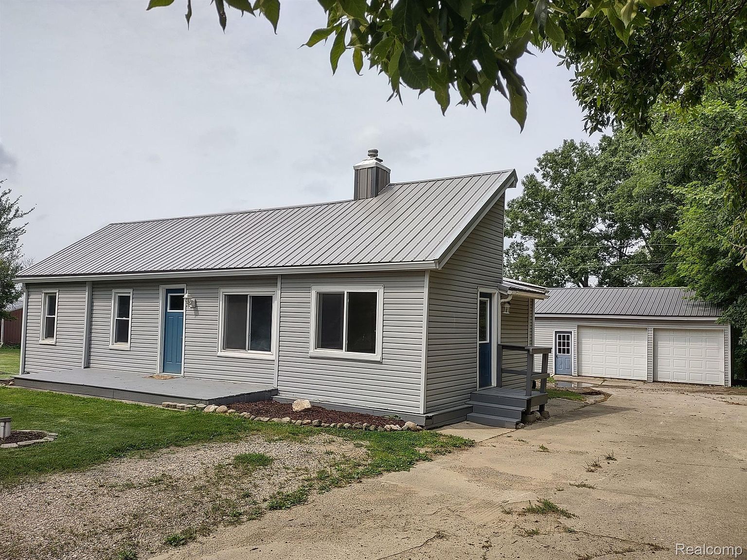 1500 W Locher Rd, Dewitt, MI 48820 | Zillow
