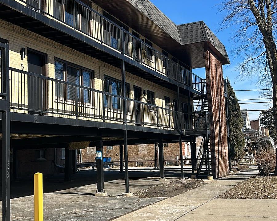 4043 S Harlem Ave # 1, Berwyn, IL 60402 | Zillow