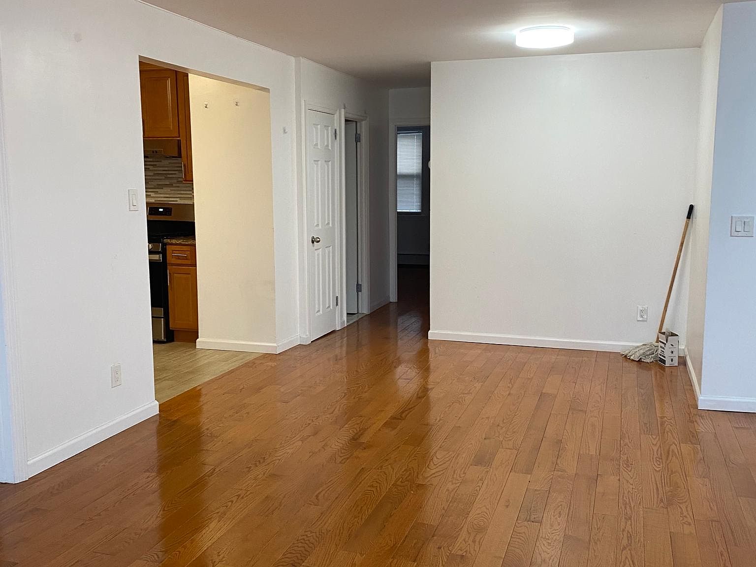 13705 Mulberry Ave #2F, Flushing, NY 11355 | Zillow