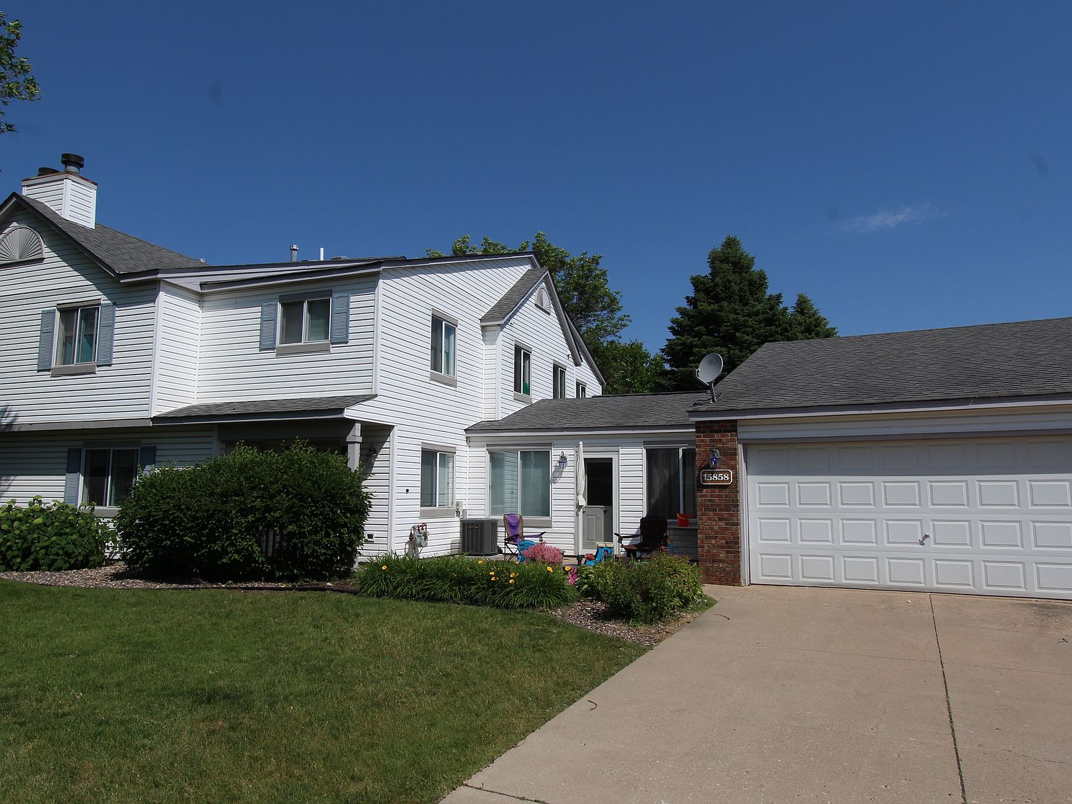 15858 Griffon Path, Apple Valley, MN 55124 | Zillow