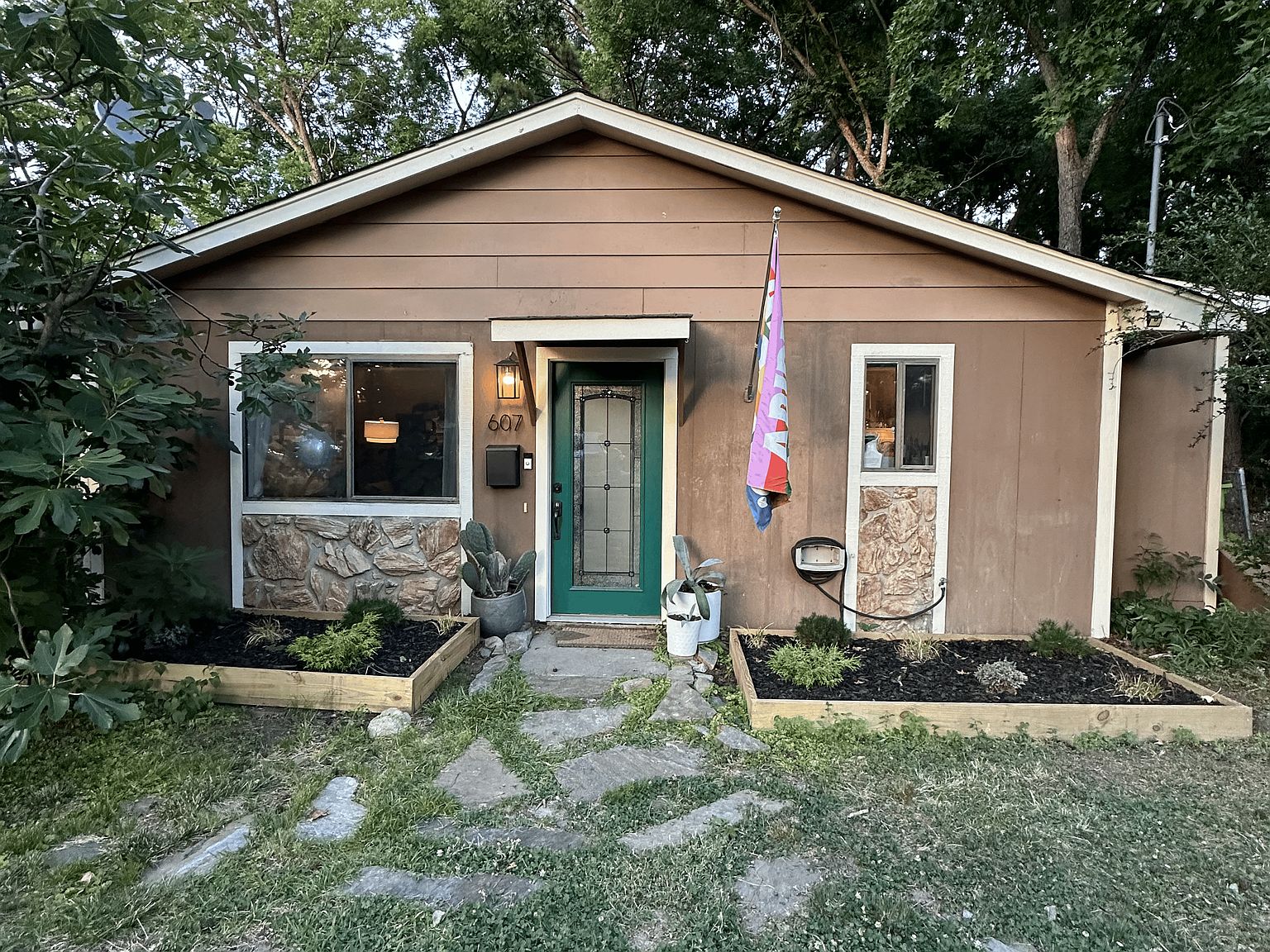 607 Method Rd, Raleigh, NC 27607 | Zillow