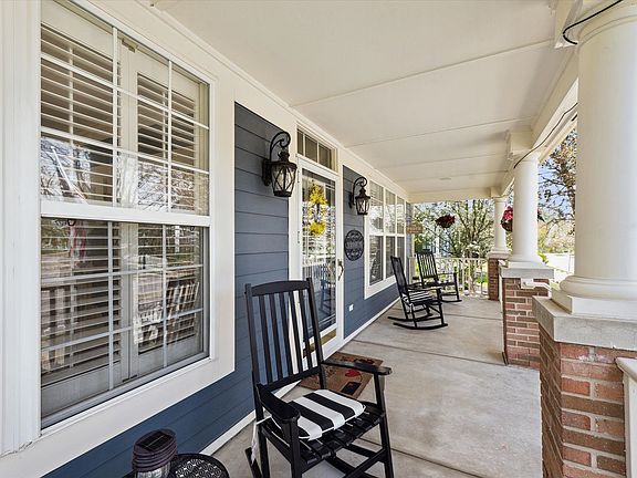 1728 Town Commons Dr, Howell, MI 48855 | MLS #20250025859 | Zillow