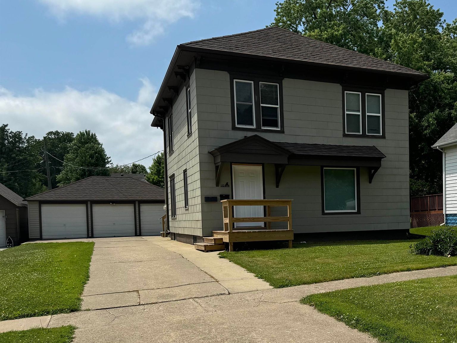110 Oneida St, Storm Lake, IA 50588 | MLS #825144 | Zillow