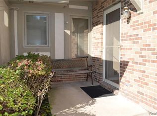 1542 Commodore Cir, Canton, MI 48187 | MLS #20240026108 | Zillow