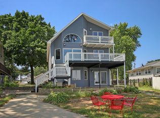 9 Lakeside Ln, Fox Lake, IL 60020 | MLS #12346303 | Zillow