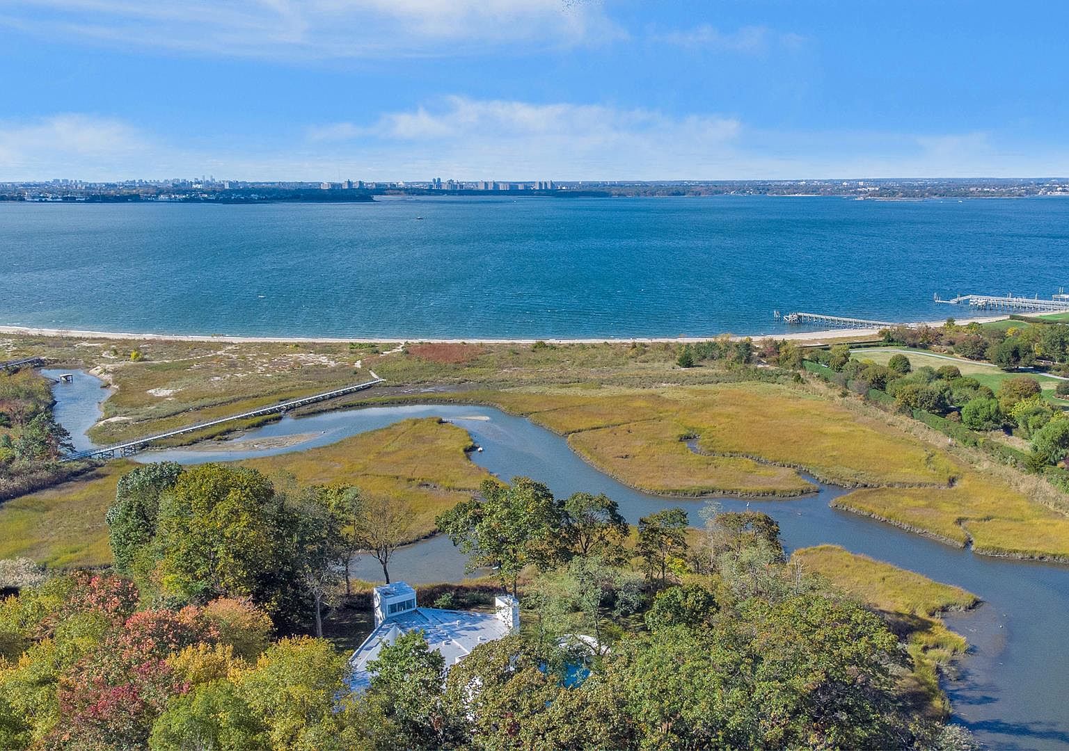 2 Sands Ln, Sands Point, NY 11050 | Zillow