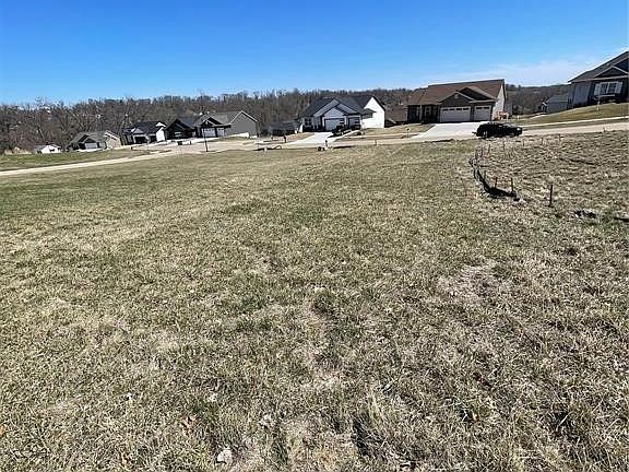 1609 38th St SE, Cedar Rapids, IA 52403 | MLS #2402749 | Zillow