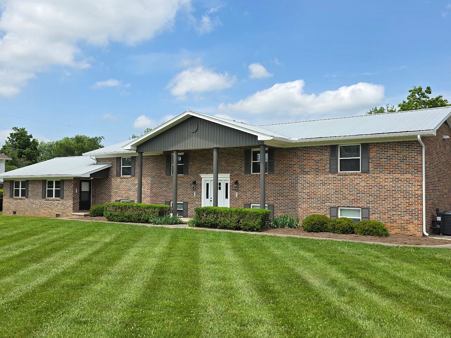 8315 Beaver Ridge Rd, Knoxville, TN 37931 | Zillow