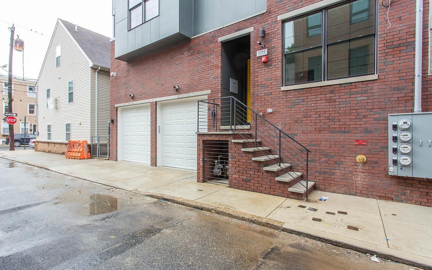 1154 S Sydenham St #1A, Philadelphia, PA 19146 | Zillow