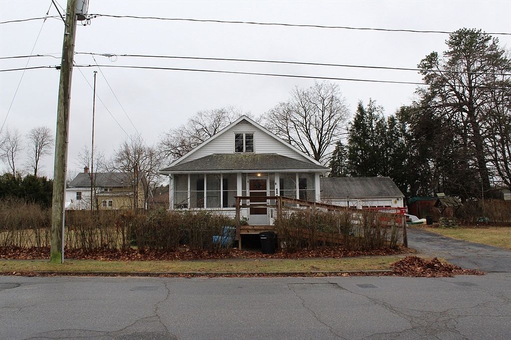 110 Homestead Ave, Springfield, MA 01151 | Zillow