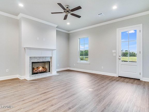 102 High Point Way, Youngsville, LA 70592 | MLS #23009194 | Zillow