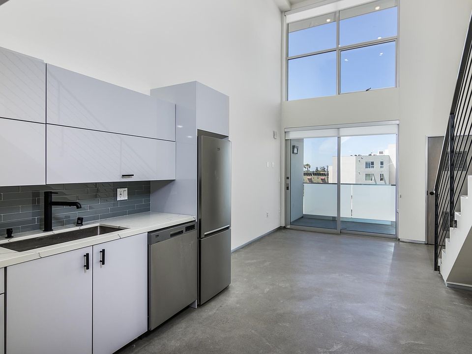 11588 W Pico Blvd, Los Angeles, CA 90064 | Zillow