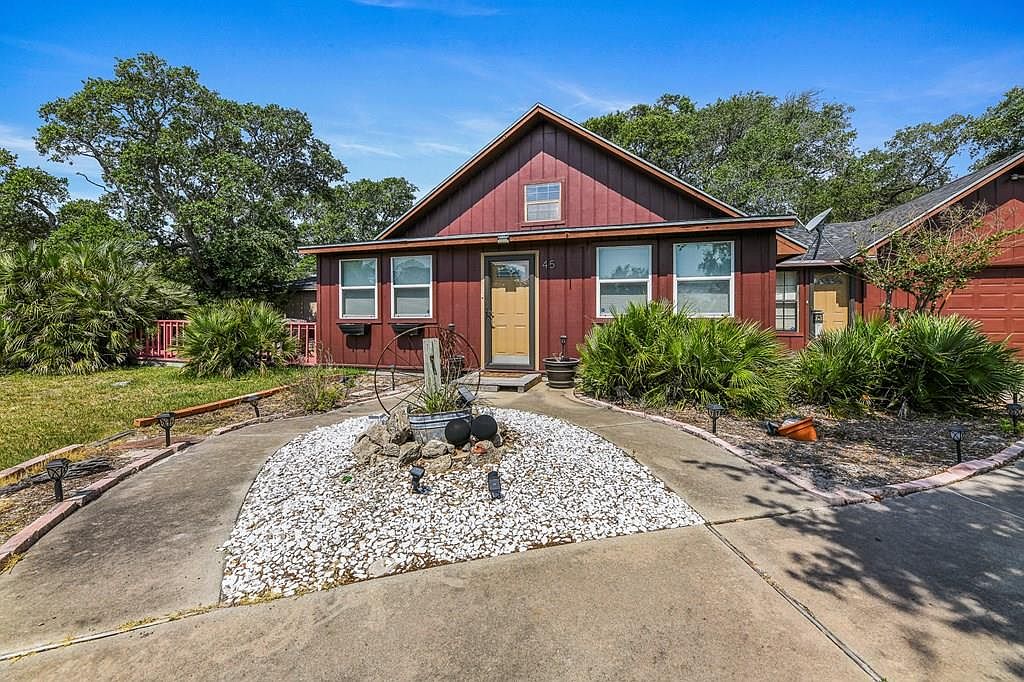 45 Driftwood St, Rockport, TX 78382 | MLS #139902 | Zillow