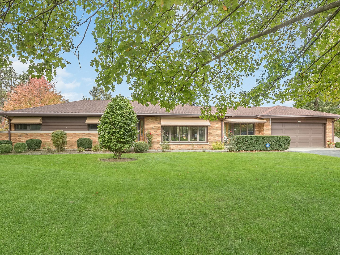 7617 Galena Rd, Bristol, IL 60512 | Zillow