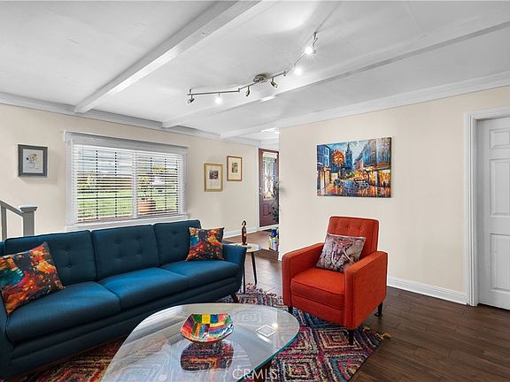 9516 Dennis Way, Chatsworth, CA 91311 | MLS #SR23197513 | Zillow