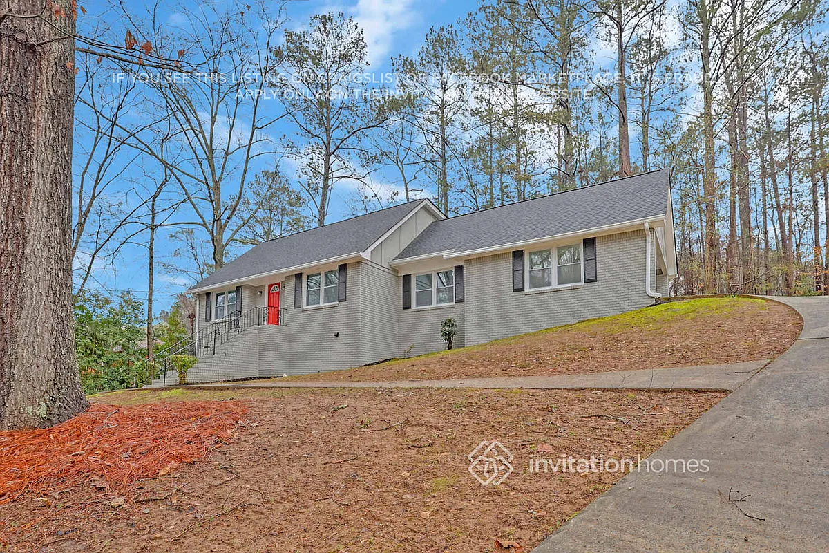 1150 Carlo Ter SW, Atlanta, GA 30331 | HotPads