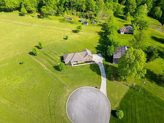 1020 Loganview Way, Springfield, TN 37172 | MLS #2670130 | Zillow