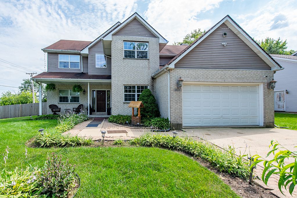 3609 Lee Ave, Gurnee, IL 60031 | Zillow
