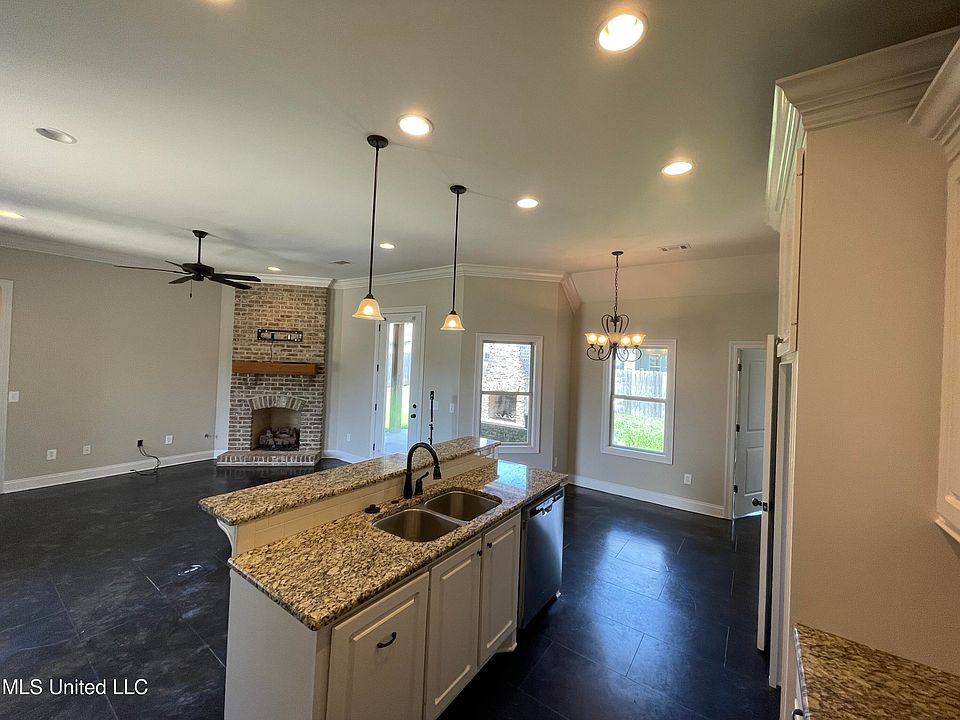 225 Greenfield Xing, Brandon, MS 39042 | Zillow