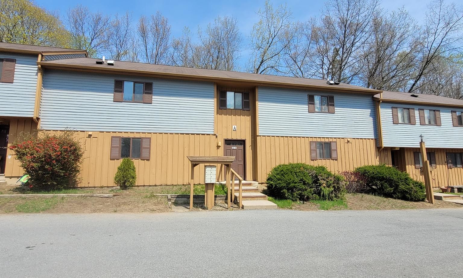 40 McIntyre St #A5, Fort Edward, NY 12828 | Zillow