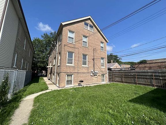 6915 S Artesian Ave, Chicago, IL 60629 | Zillow