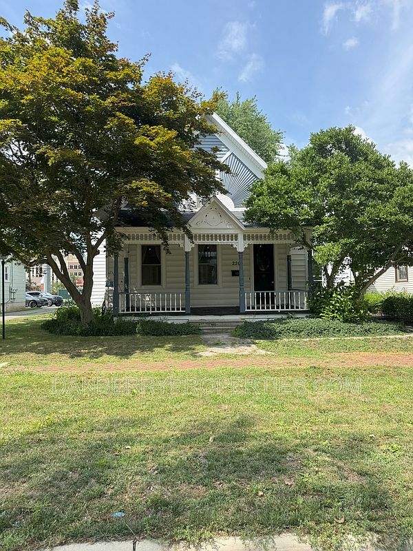 218 E Lima St #218, Findlay, OH 45840 | Zillow