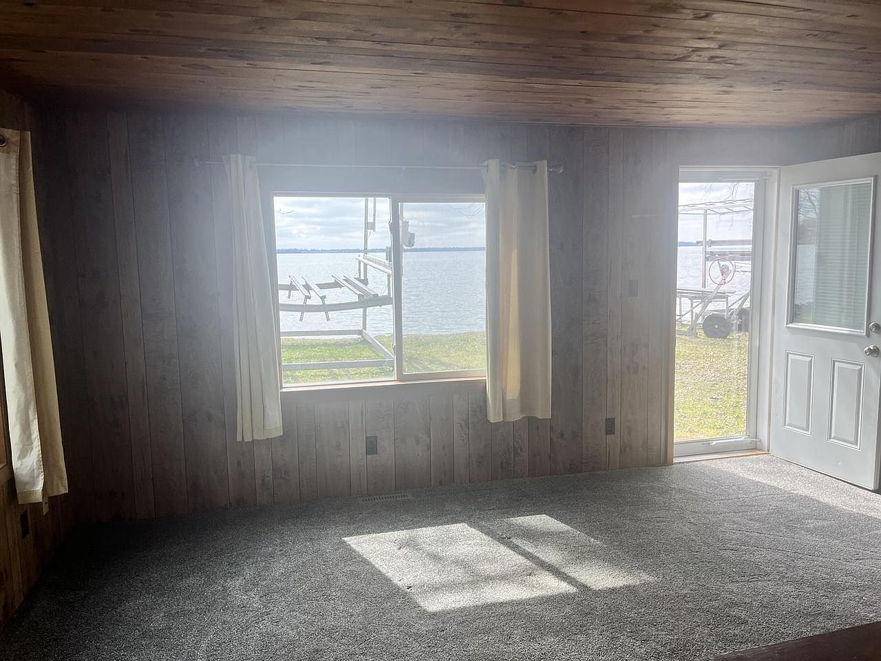 W9135 South Sunset Point ROAD, Beaver Dam, WI 53916 | Zillow