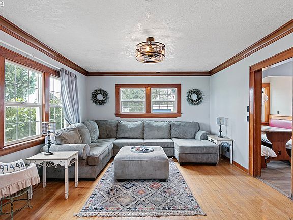 93577 River Rd, Junction City, OR 97448 | Zillow