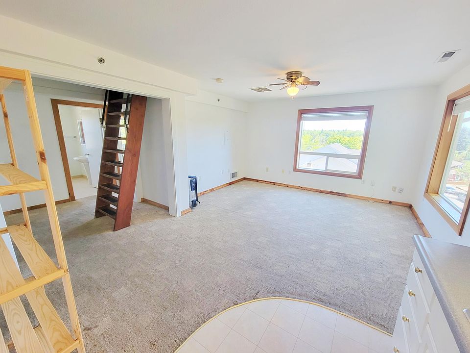 1719 SE Miller St #2, Portland, OR 97202 | Zillow